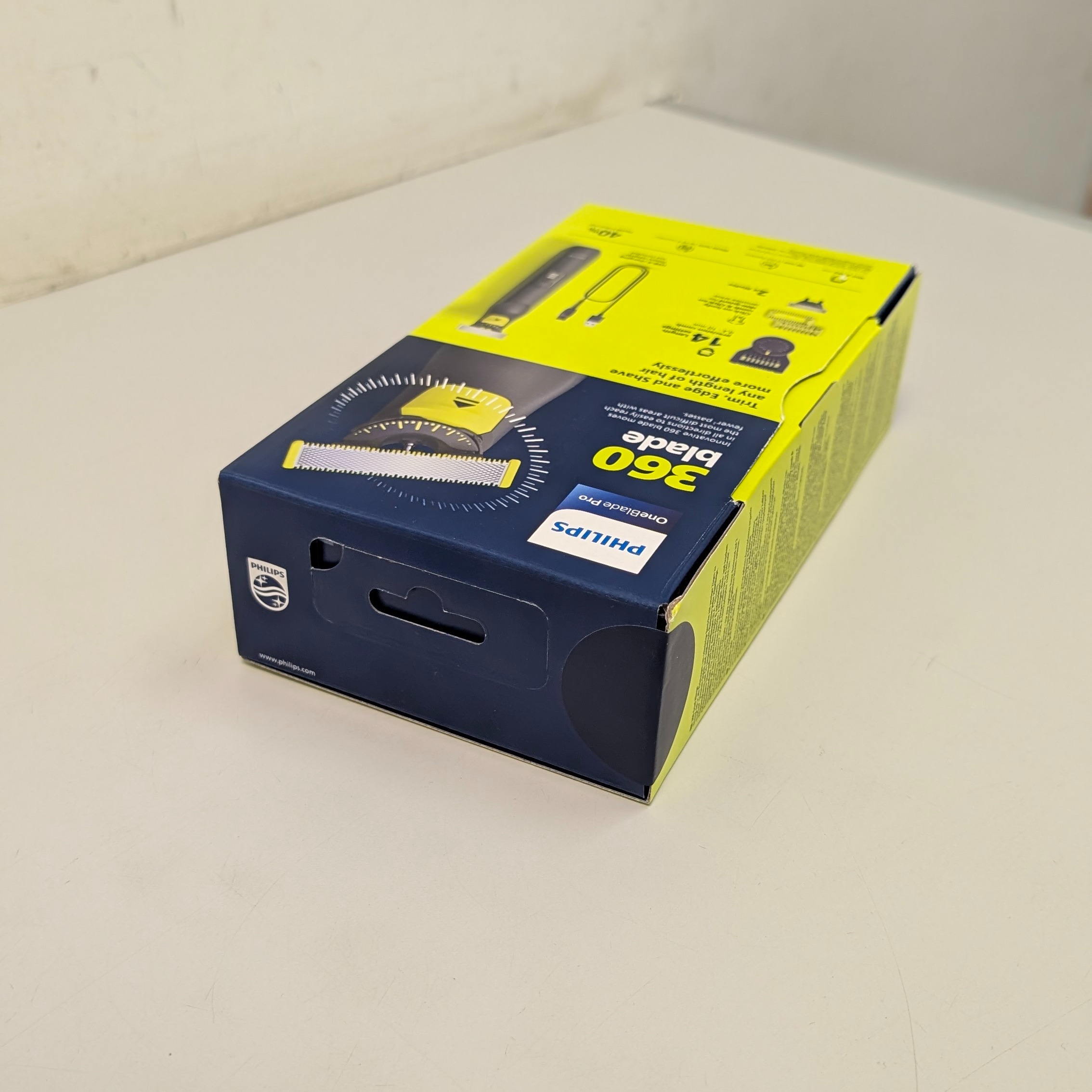 New Philips OneBlade Pro 360 for Face & Body Trim Edge Shave 14 In 1 ...